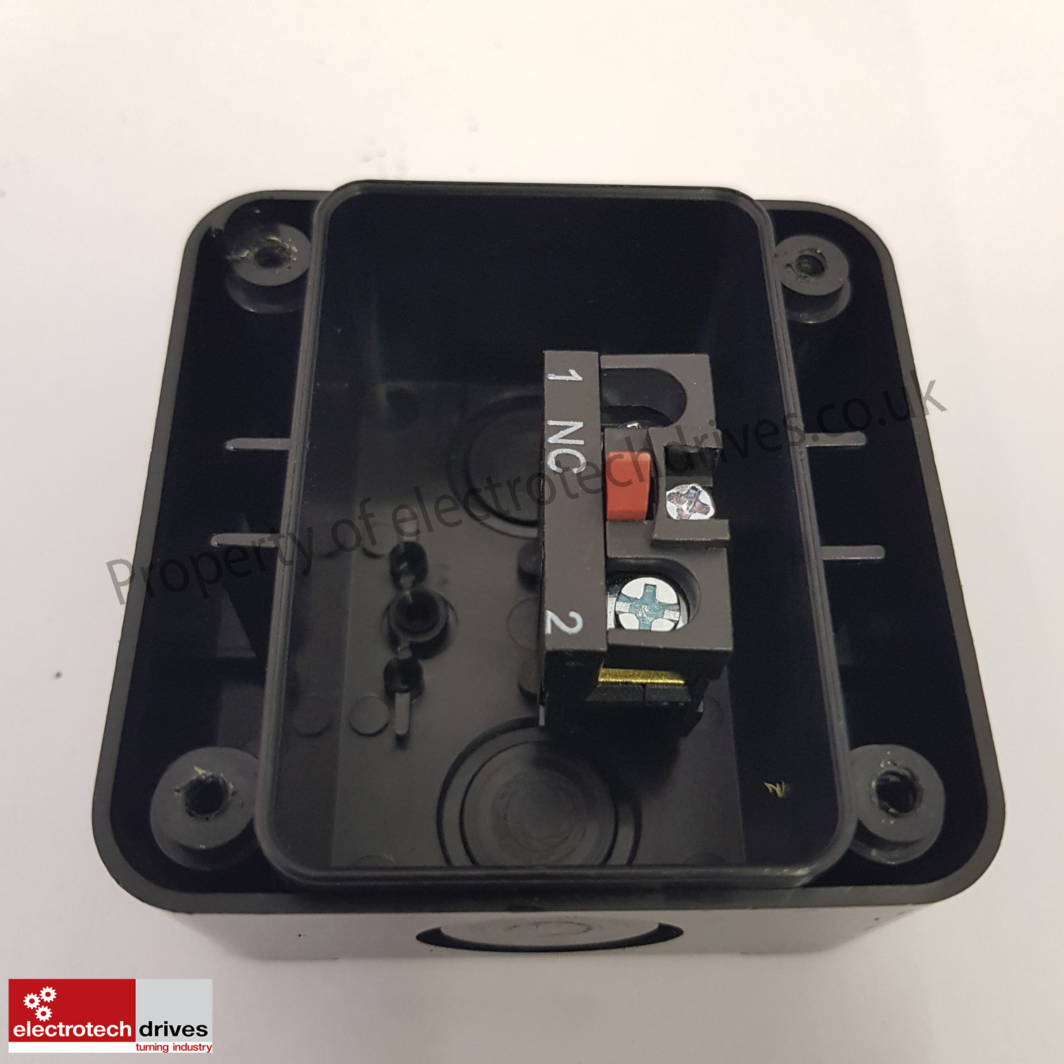 Emergency stop button station, twist to release 1 N/C Contact Block UK ...