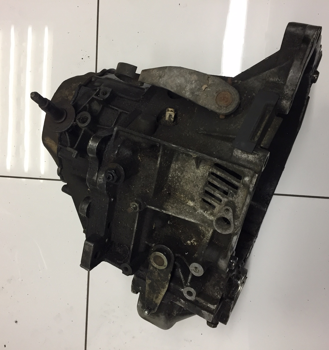 Peugeot 205 GTI BE3 5 Speed Gearbox Casing Set - SPOOX MOTORSPORT | eBay